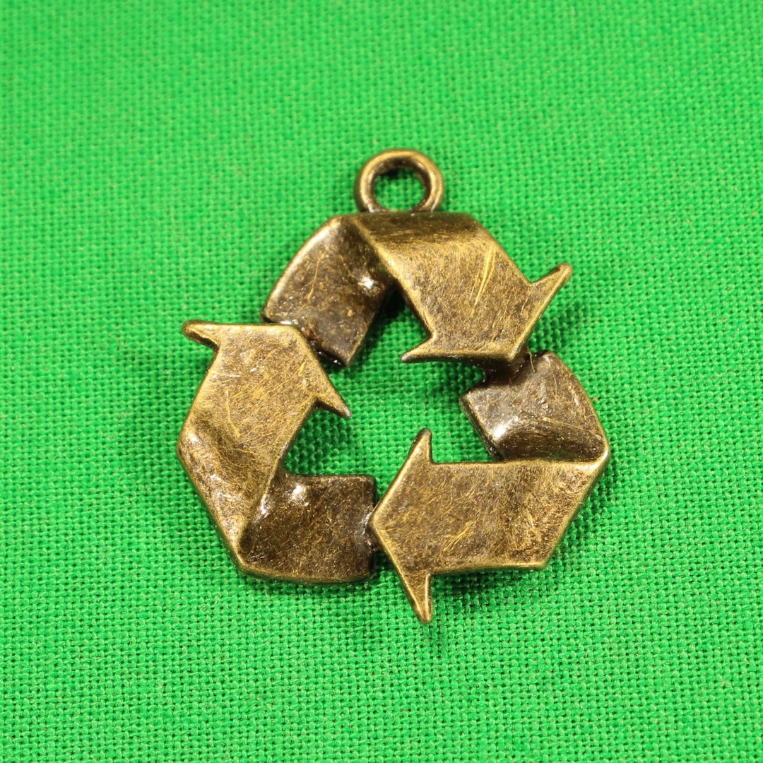 Recycle Symbol 29mm Antique Bronze Tone Glossy Finish 2D Environment ...