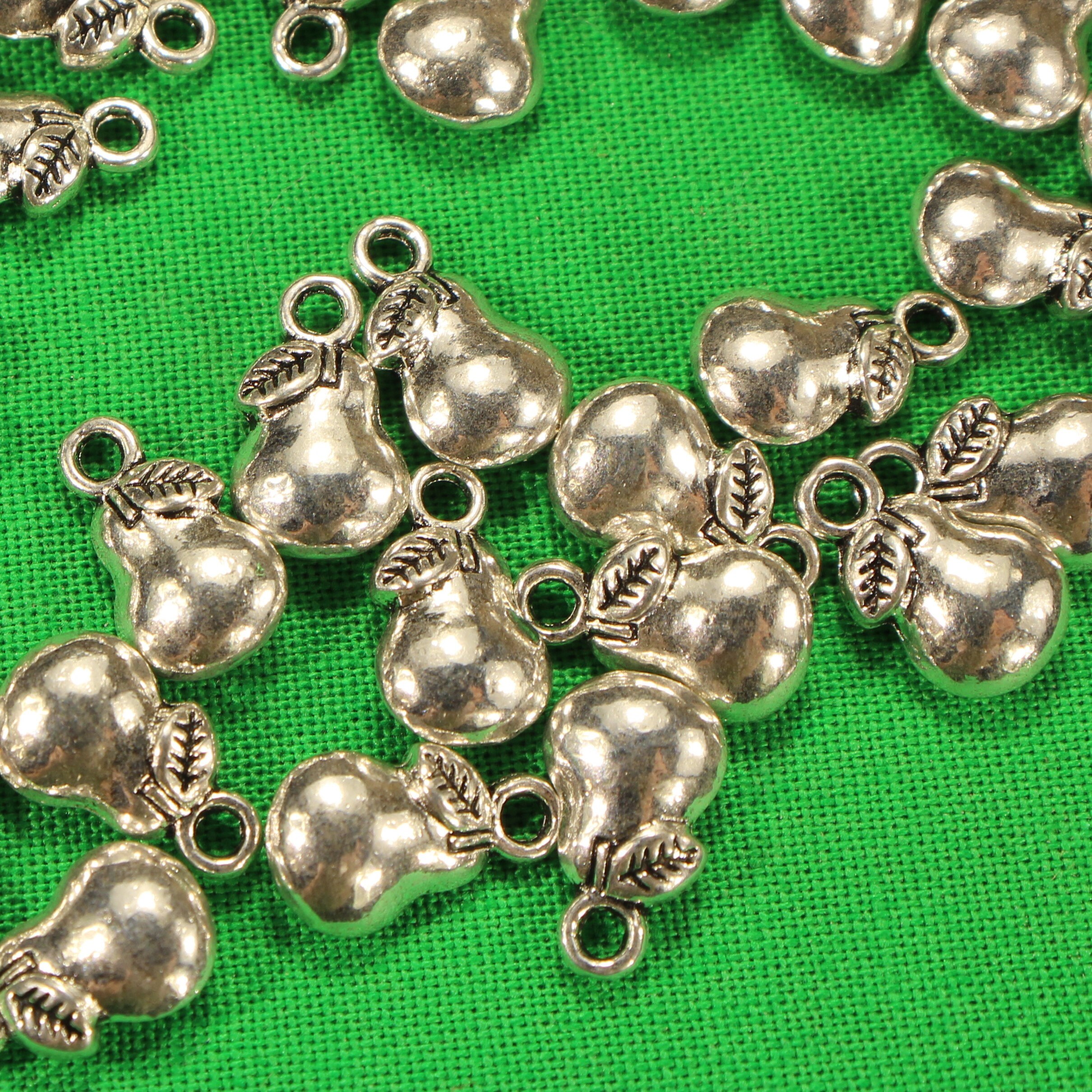 Pear 12mm Antique Silver Tone Double Sided Food Fruit Charms - 0792 - Etsy