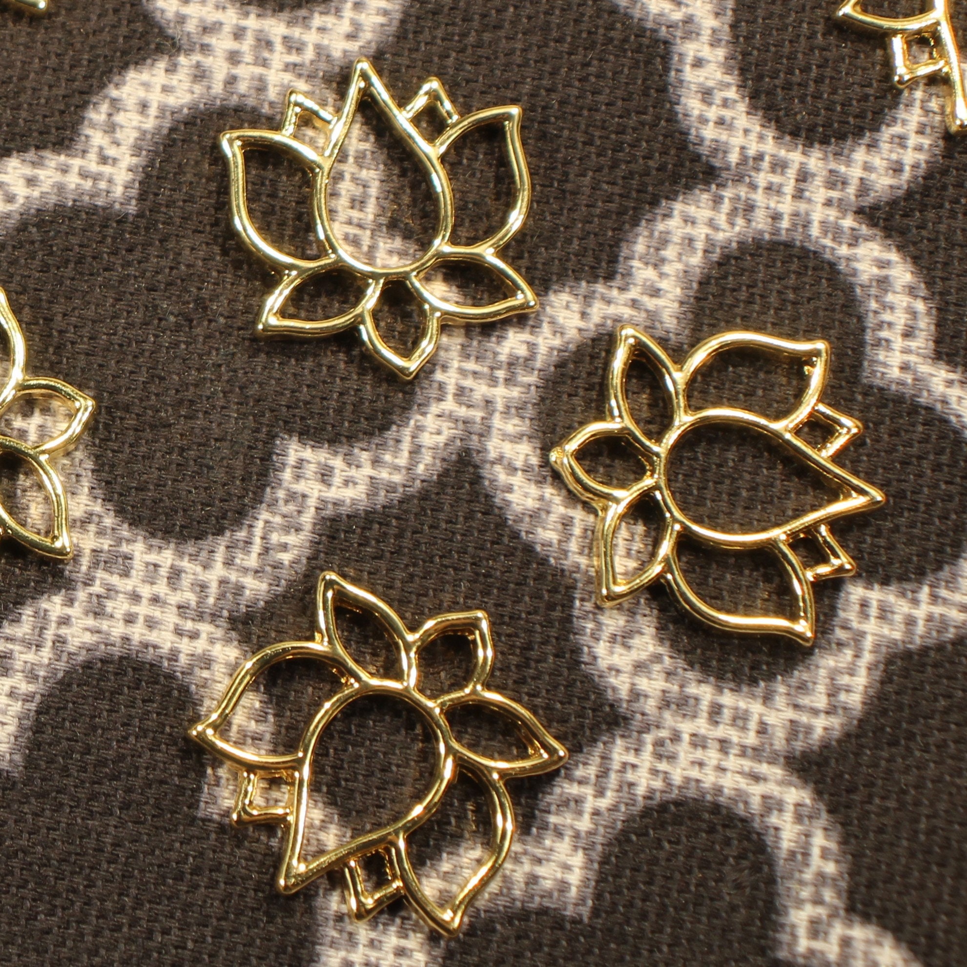 Lotus Flower 21mm Gold Plated Single Sided Die Cut Floral Connector ...