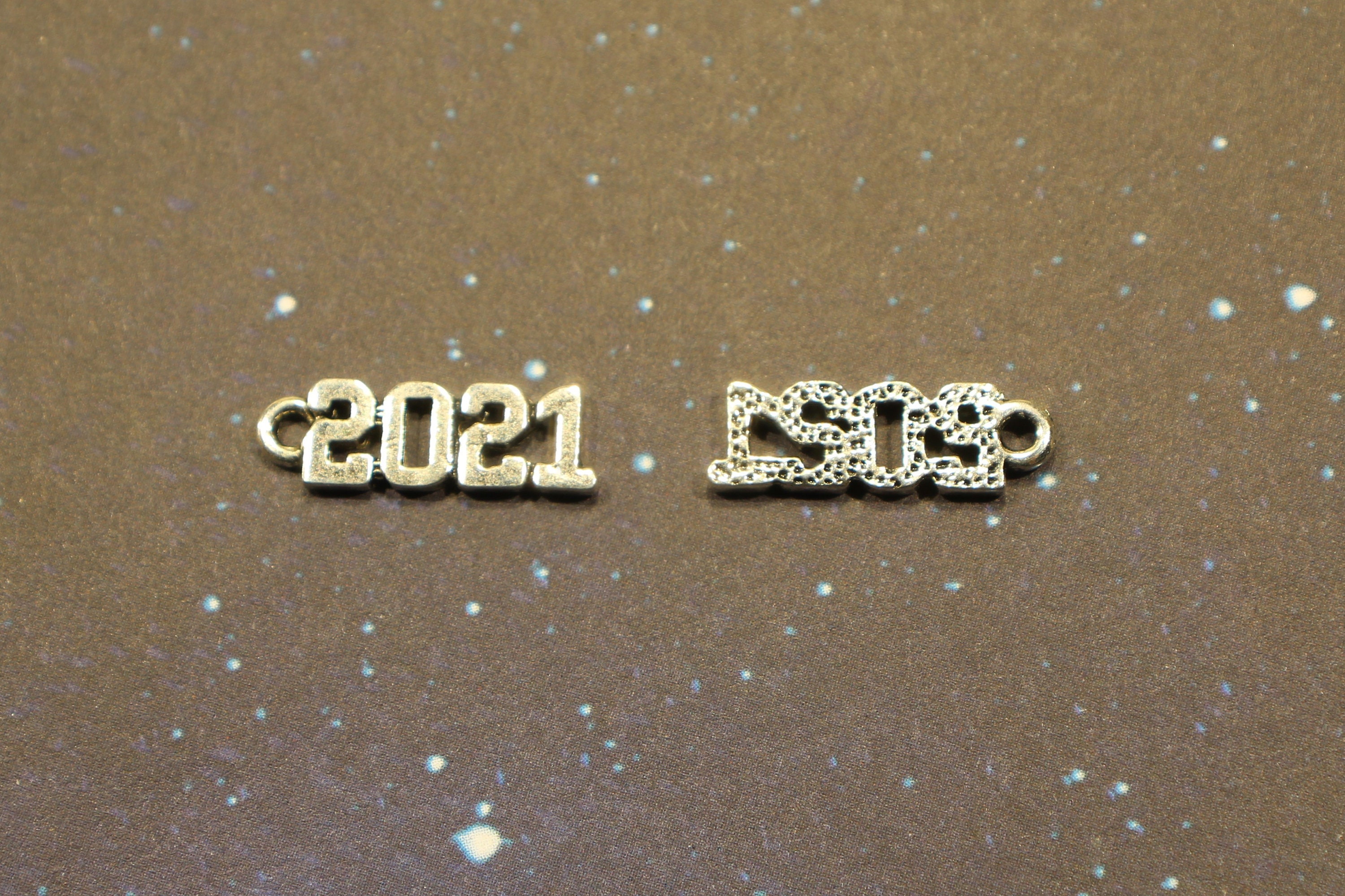 2021 Year 19mm Antique Silver Tone Single Sided Date Charms | Etsy