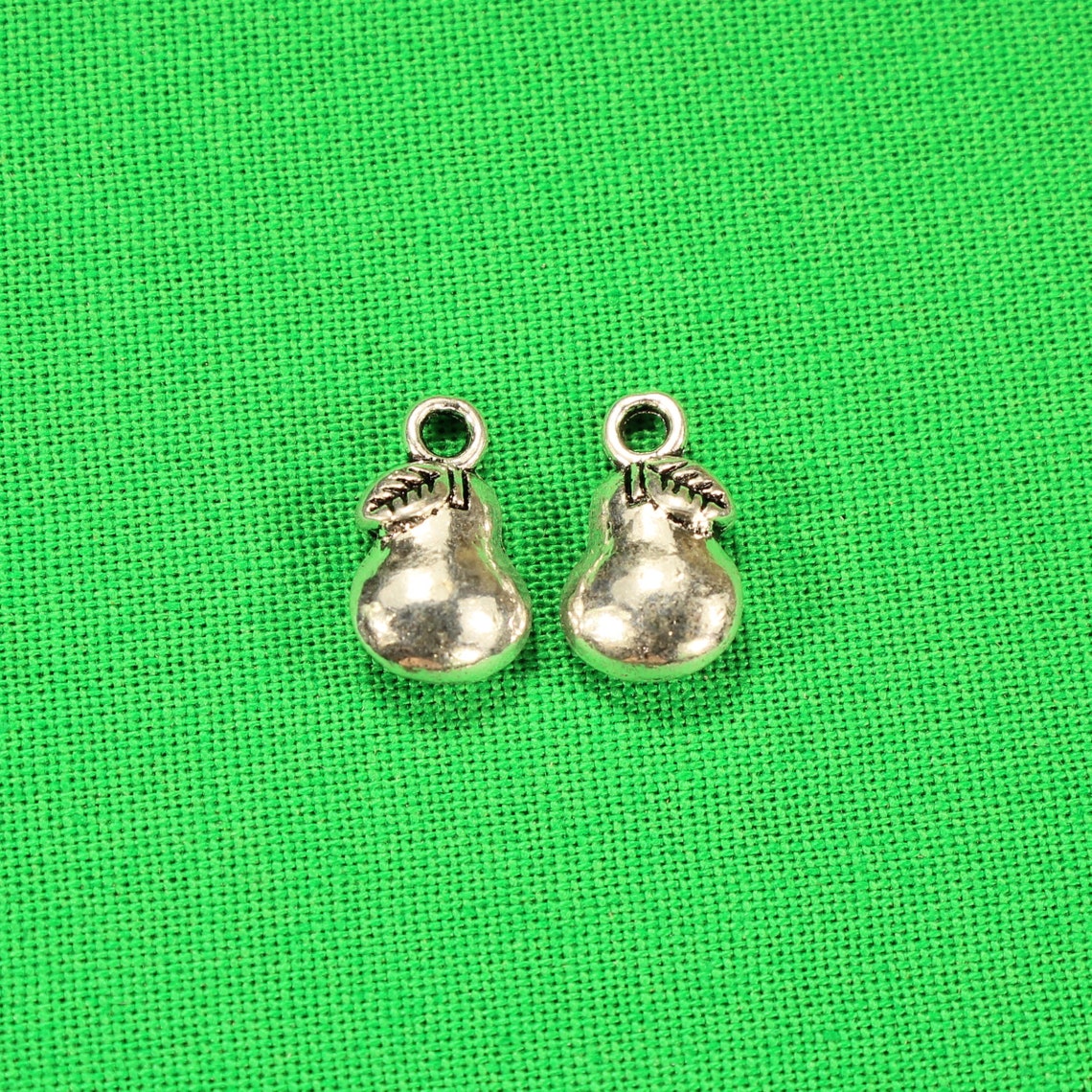 Pear 12mm Antique Silver Tone Double Sided Food Fruit Charms - 0792 - Etsy