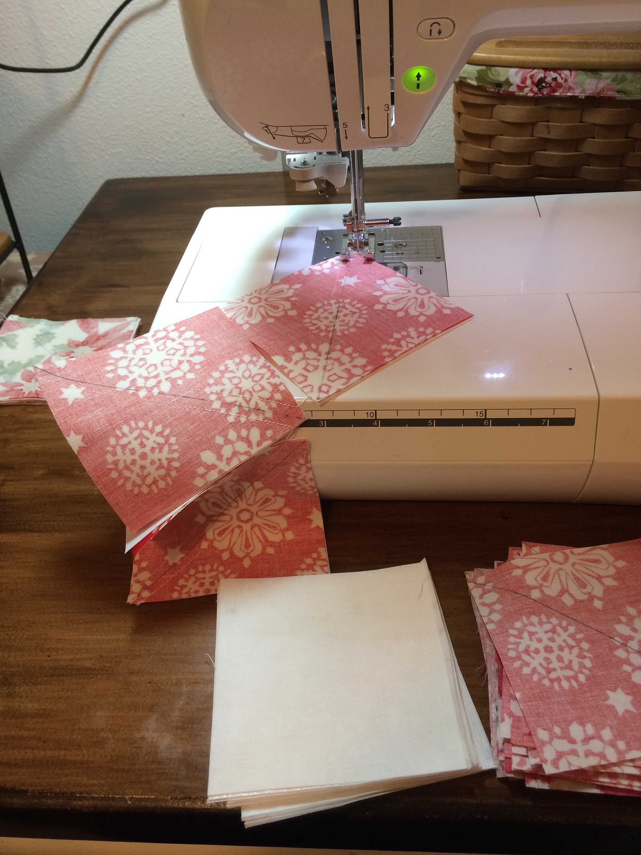 Quilted Christmas Half Square Triangle Pattern - Etsy