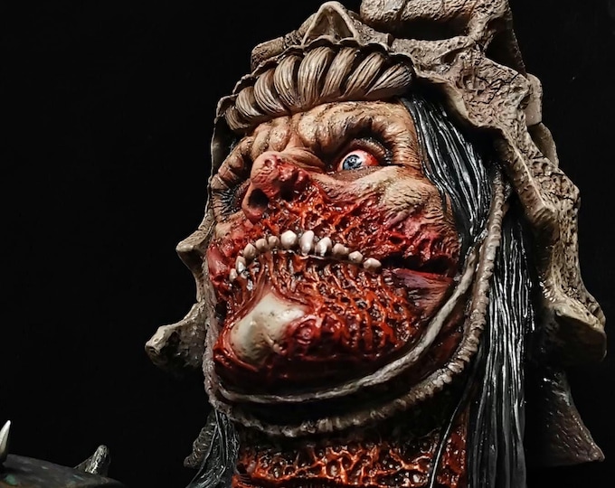 Creepshow Lifesize Bust and Hands With Crate ( Bloody ) - Etsy