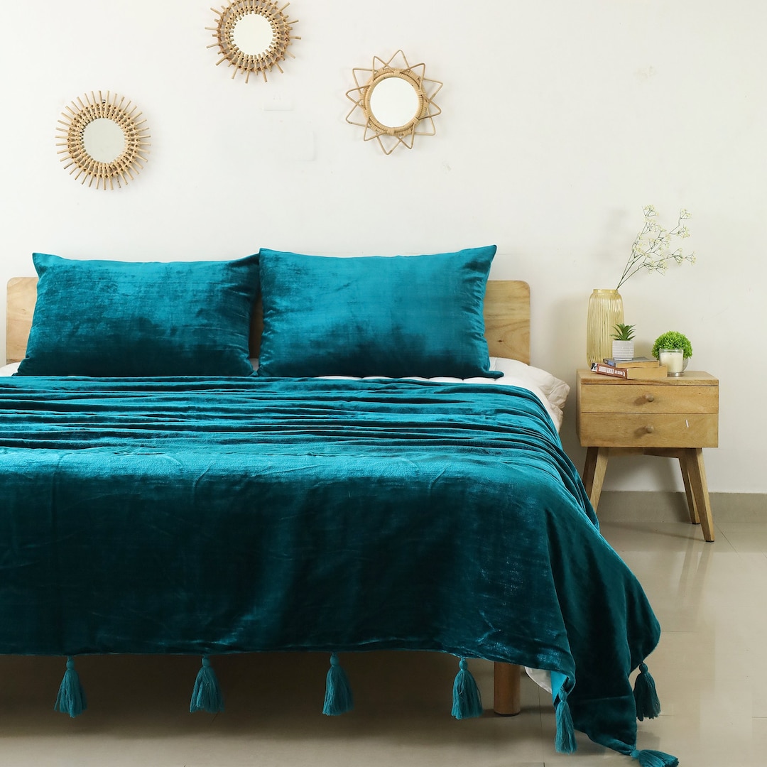 Teal Blue Velvet Bedspread, Velvet Throw Blanket With Handmade Knotted ...