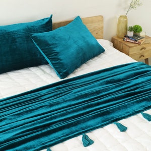 Teal Blue Velvet Bedspread, Velvet Throw Blanket With Handmade Knotted ...