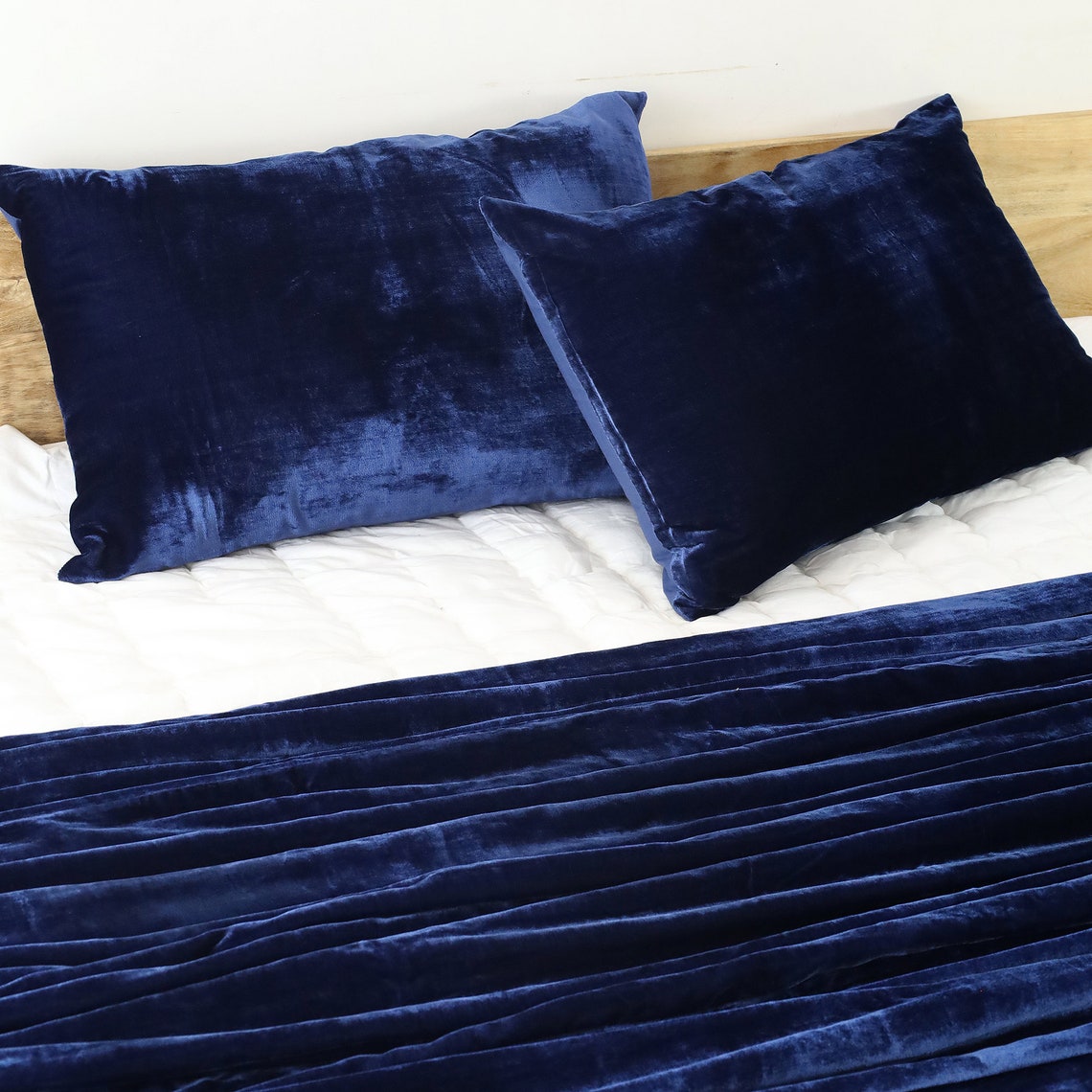 Royal Blue Luxe Velvet Bedspread, Throw Blanket With Handmade Knotted ...