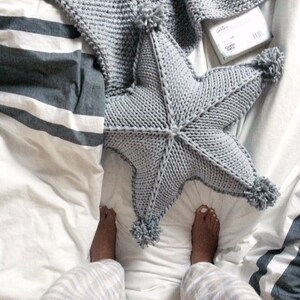 Knitted STAR Decorative Cushion Available in Many Colors - Etsy