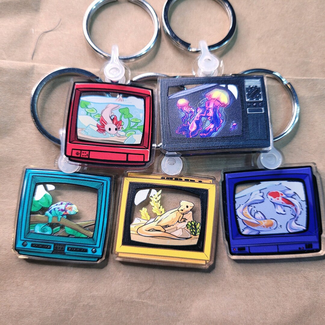 Retro TV Animal Habitat Keyrings Chameleon, Koi, Bearded Dragon ...