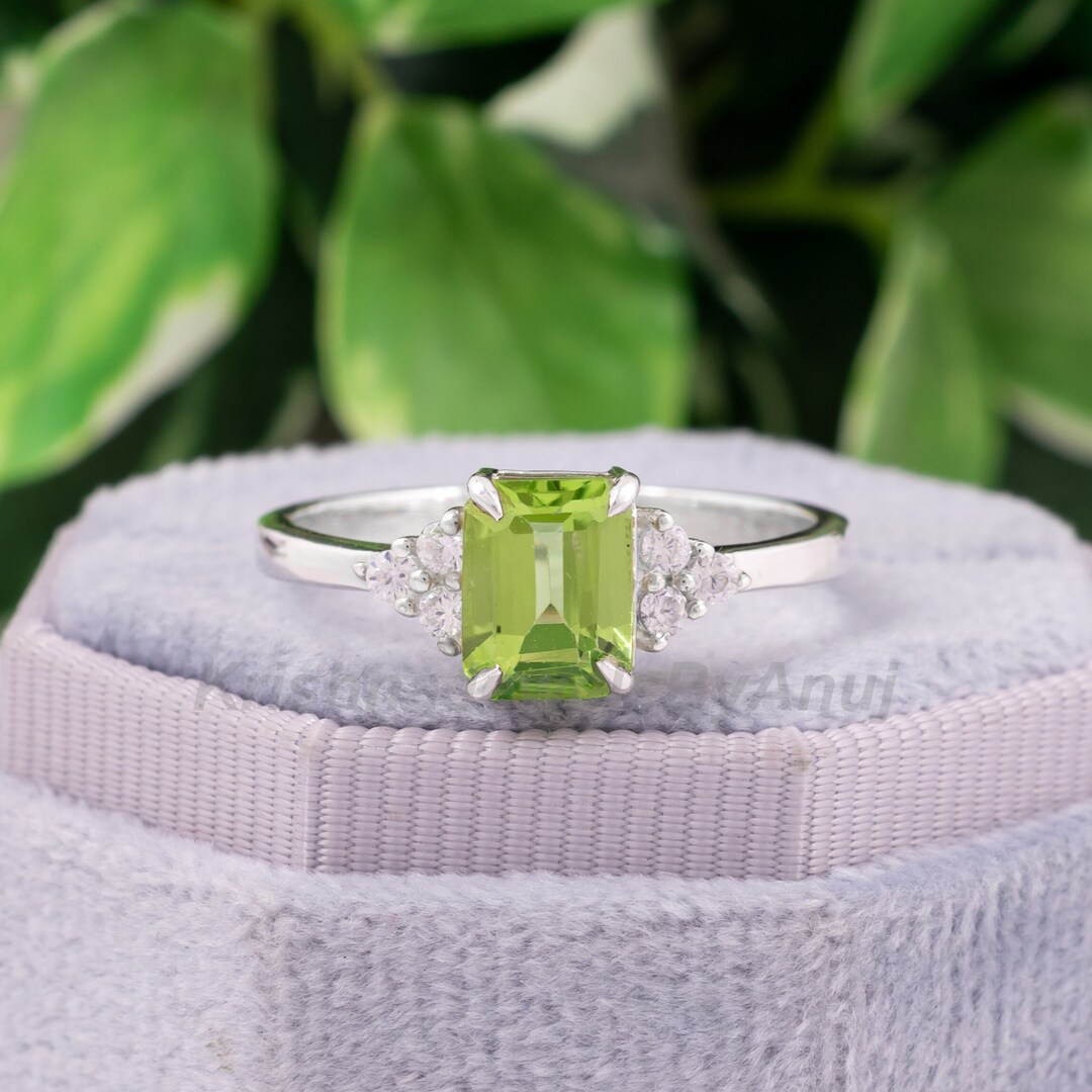 Fabulous Natural Peridot Gemstone Ring - 925 Sterling Silver Ring ...
