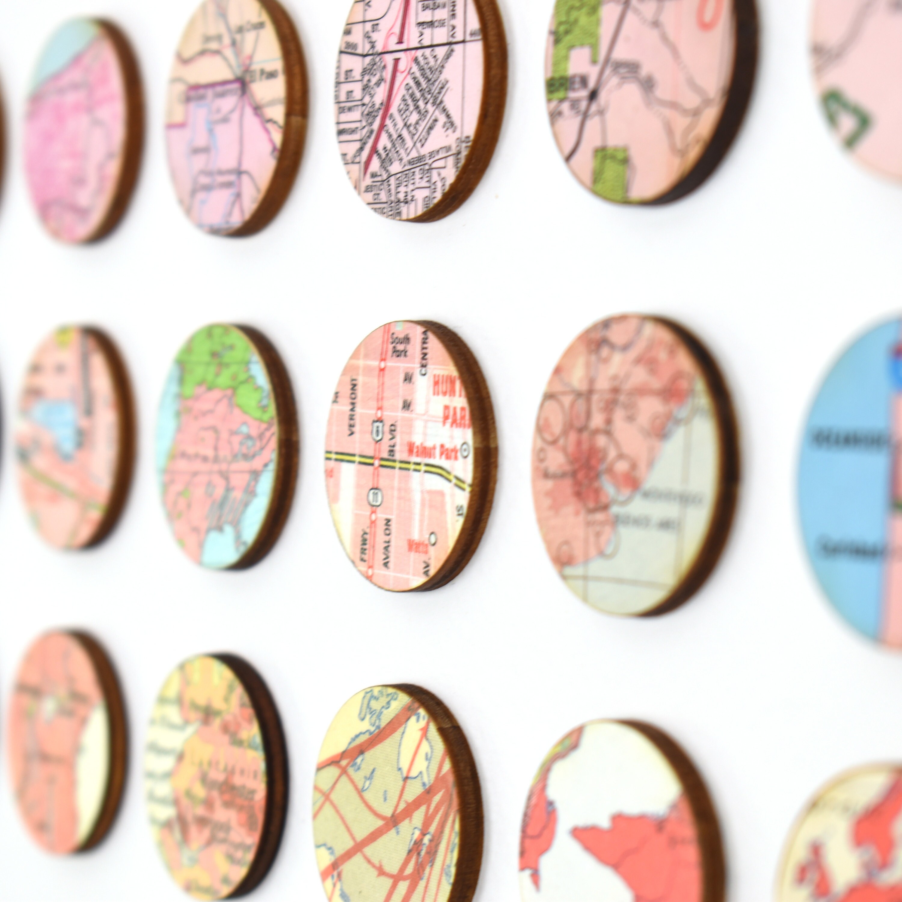 Map Dot Original Wall Art, 100 Map Rainbow Dots Original Artwork, 3d ...