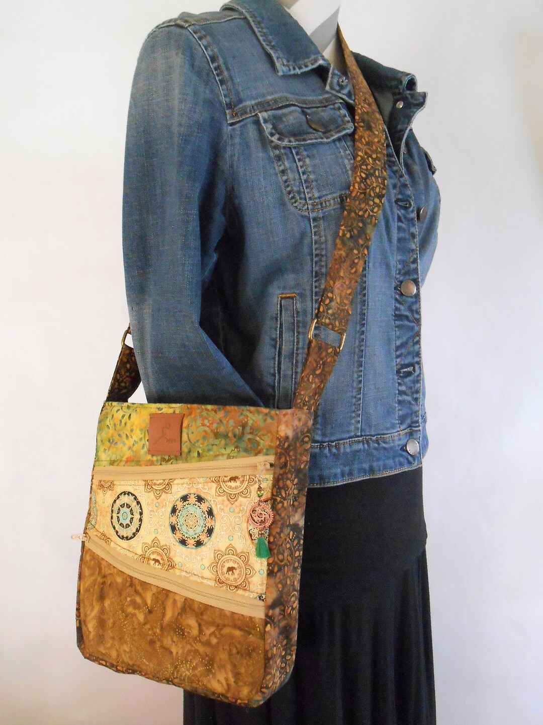 Boho Crossbody Bag, Lightweight Purse, Messenger Bag, Medallion Print ...