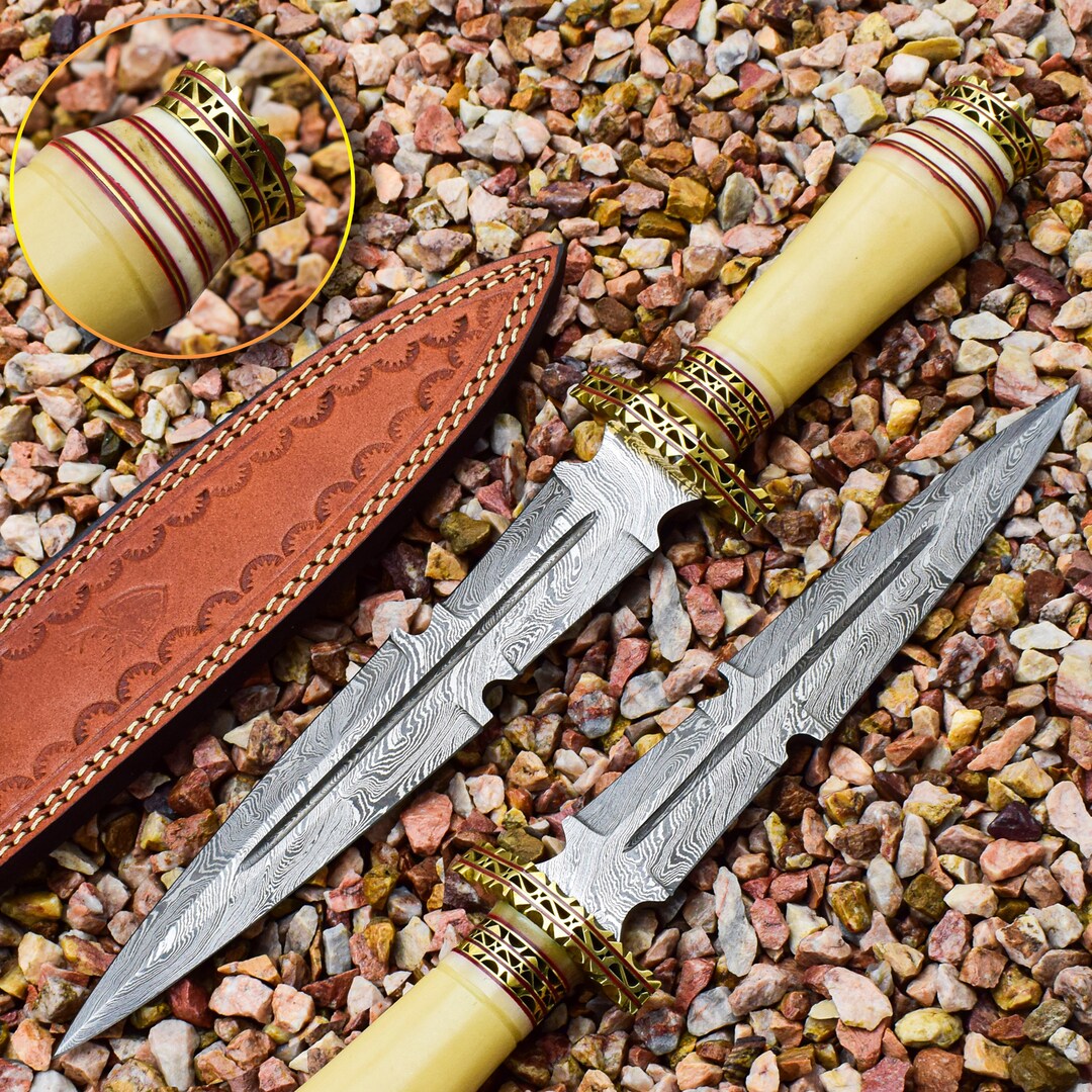 Handmade Damascus Steel Dagger: Camel Bone Handle, Collectible Knife - Etsy