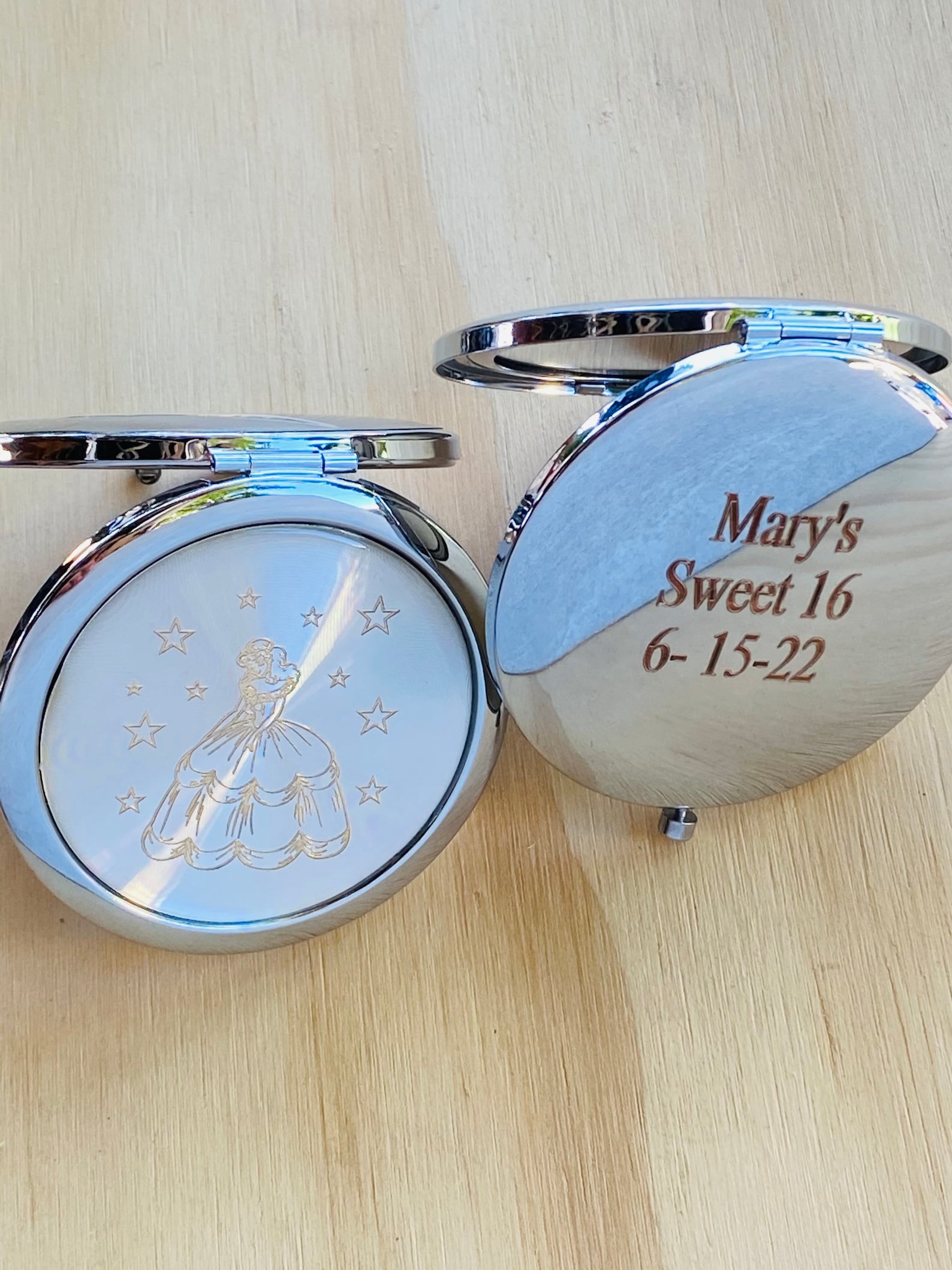 12 Personalized Sweet 16 Mirrors: Quinceanera Party Favors - Etsy
