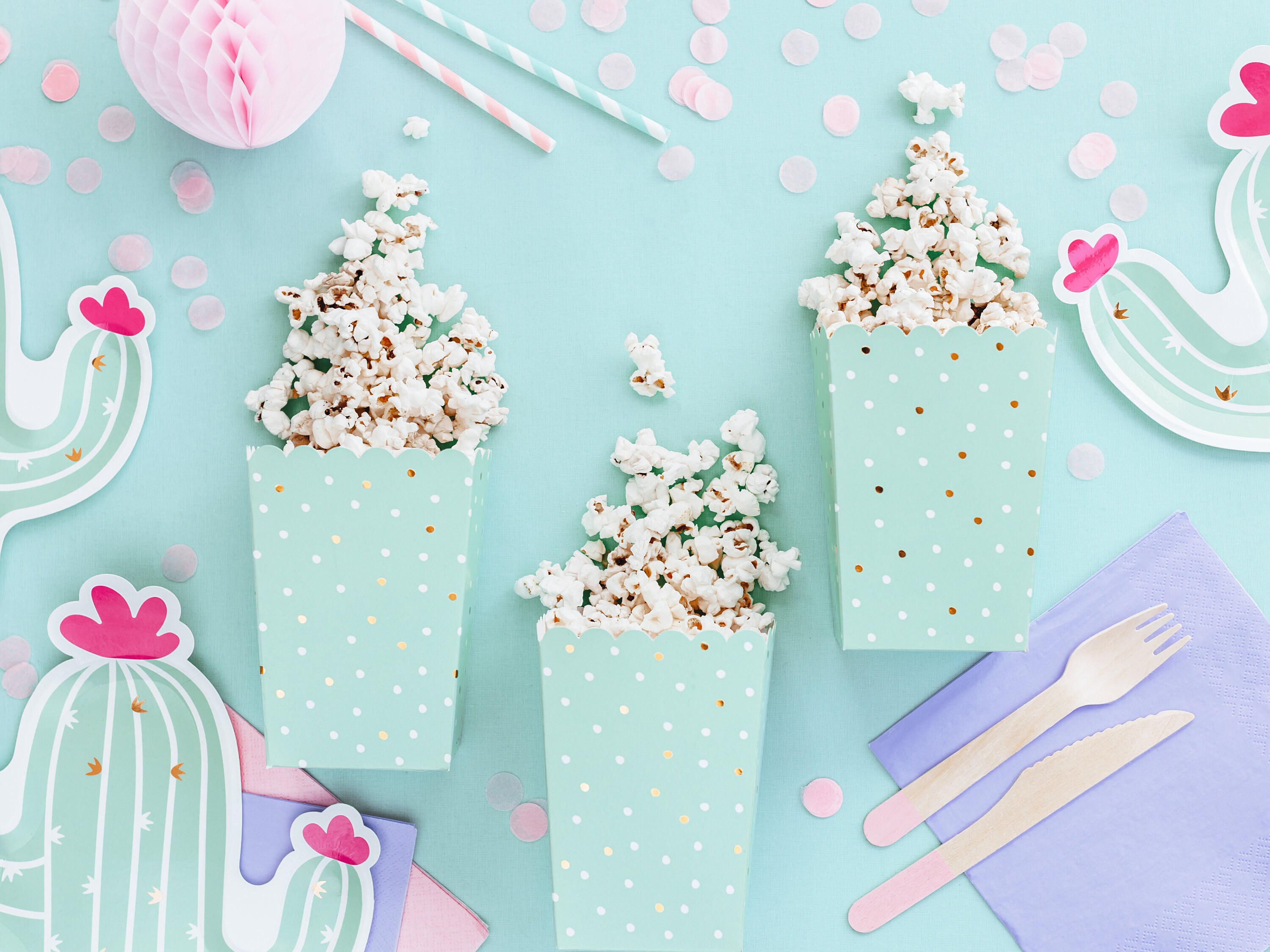 Mint Green Popcorn Boxes With White and Gold Polka Dots, Popcorn Boxes ...