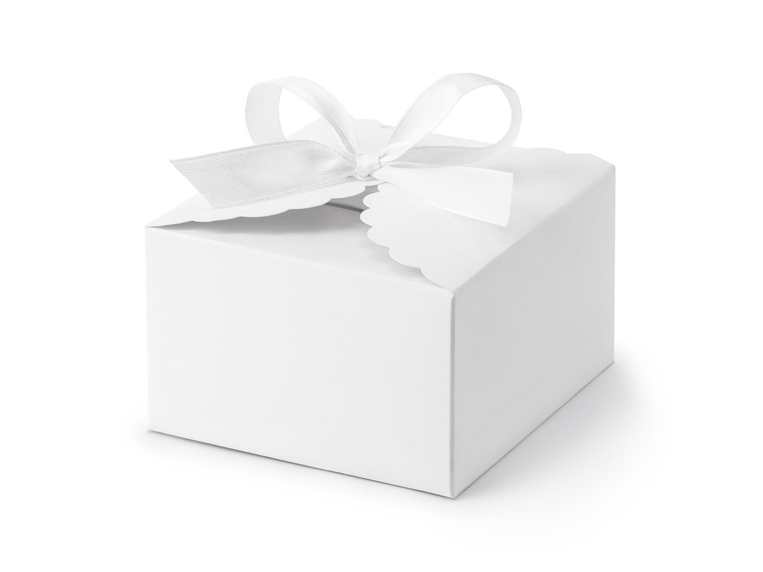 White Favour Boxes With Ribbon - Set of 10 - White Thank You Boxes ...