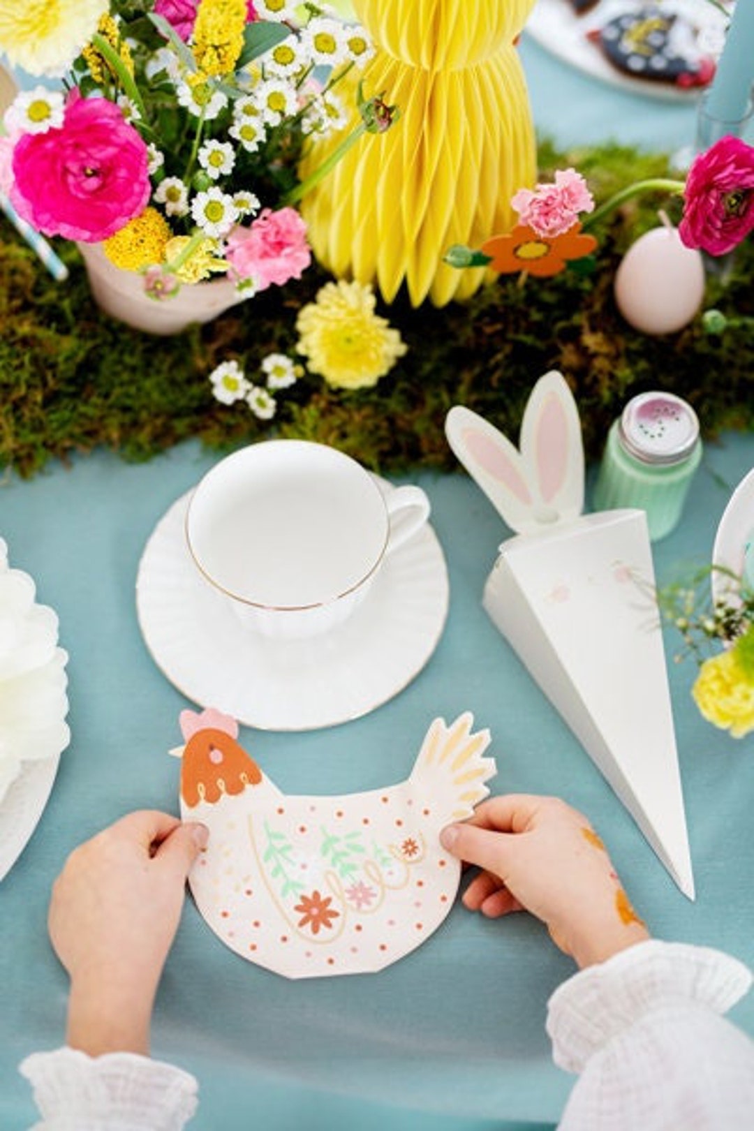 20 Adorable Chicken Napkins, Paper Floral Napkins, Easter Dinner Paper ...