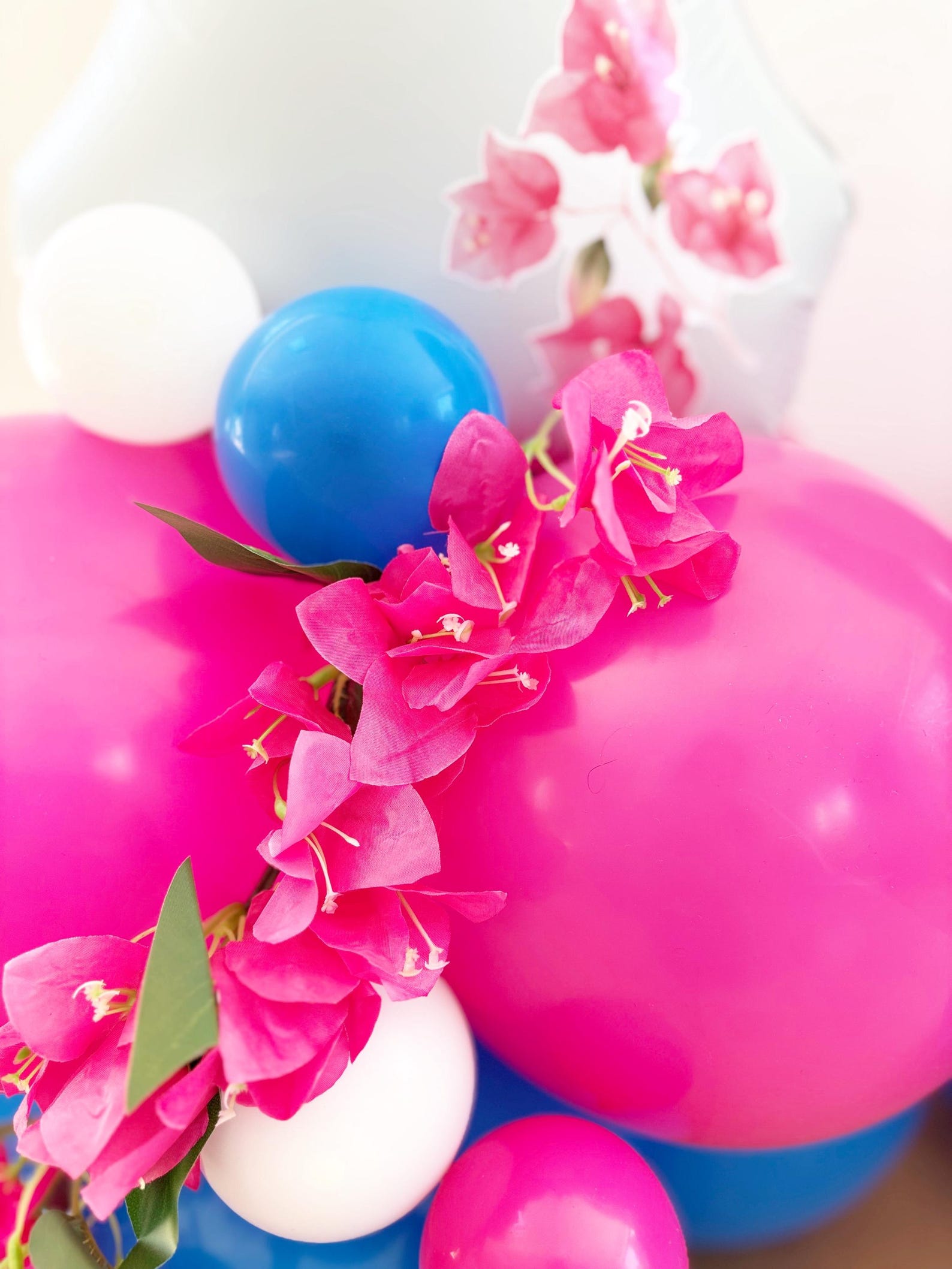DIY Large 43" Mamma Mia Birthday Balloon Sculpture, Mamma Mia Balloon ...