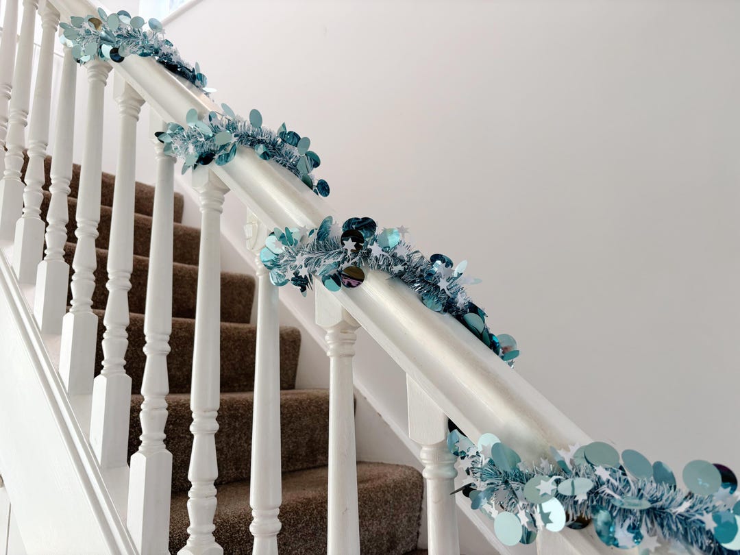 High Quality Light Blue Garland With White Stars, 2m/7ft Long, Frozen ...
