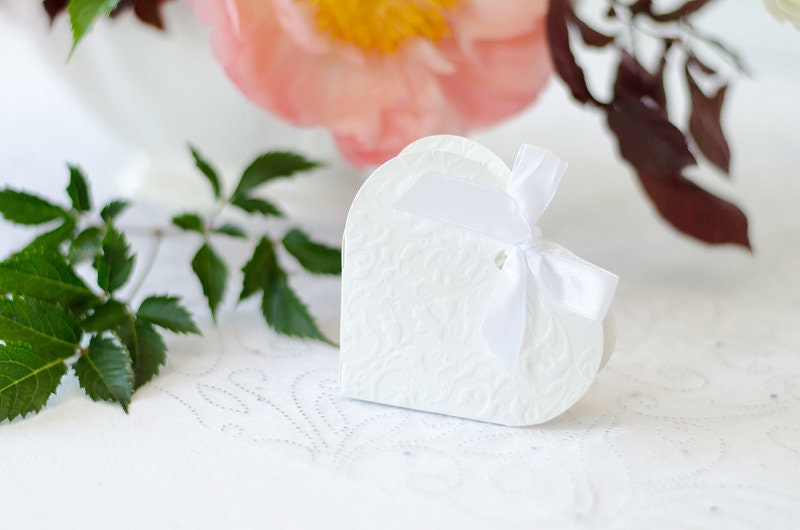 White Heart Shaped Favour Boxes , Set of 10, Thank You Boxes, White ...