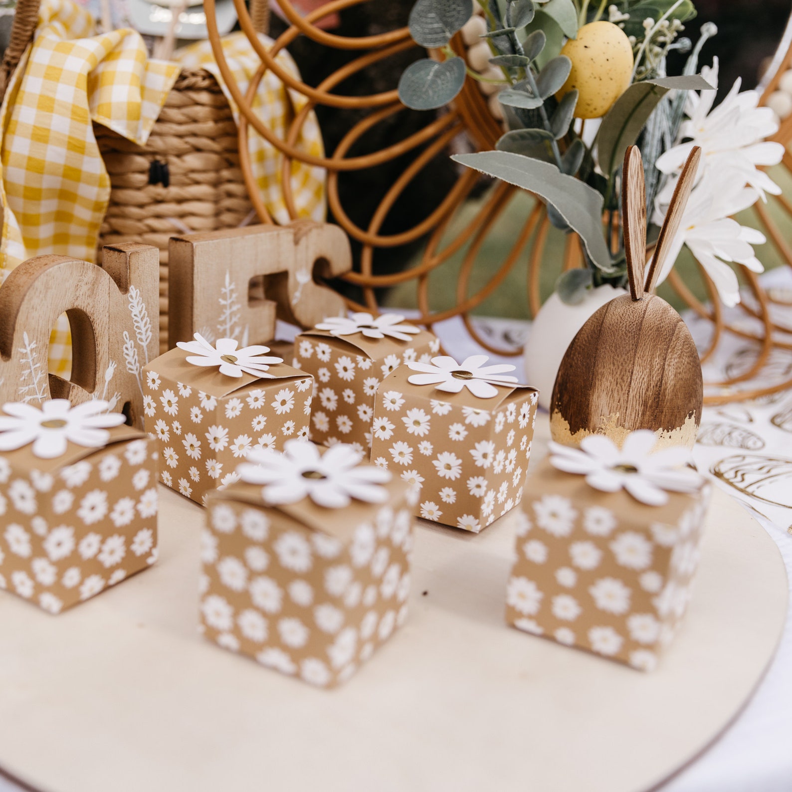 10 Daisy Gift Boxes, Daisy Favour Boxes, Floral Table Decor, Kraft Gift ...