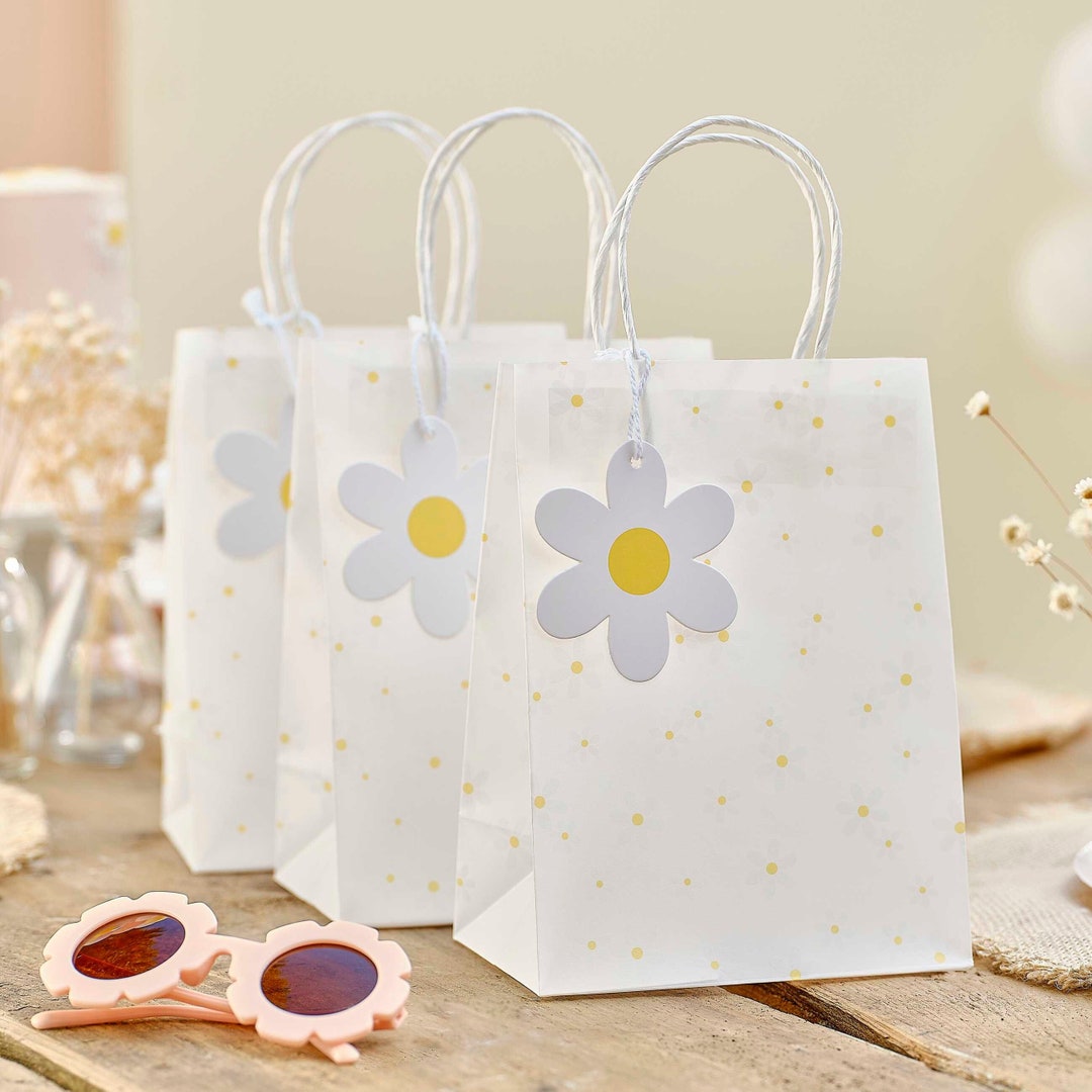 5 Daisy Print Vellum Party Bags, Daisy Gift Bags, Floral Gift Bags ...