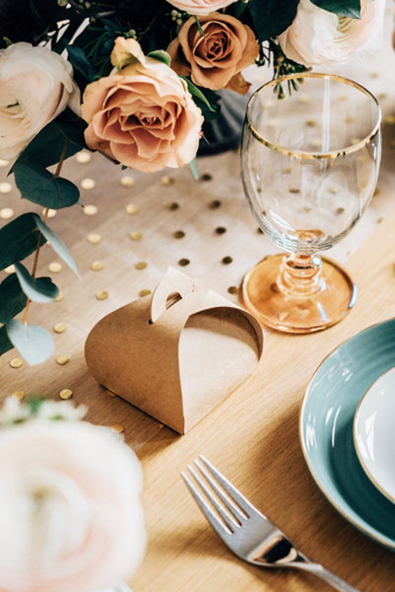 Table Runner With Gold Polka Dots, 9m/30ft, Gold Organza Table Runner ...