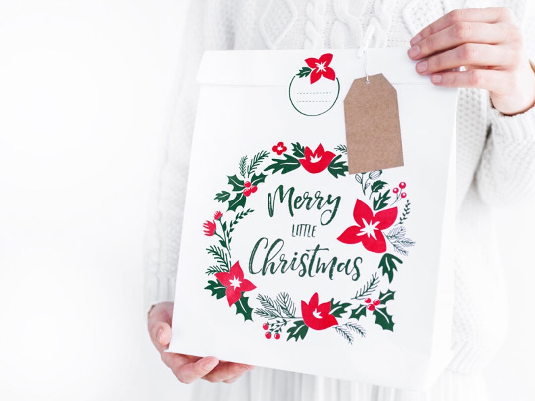 White Merry Christmas Gift Bags With Stickers, Christmas Gift Bags ...