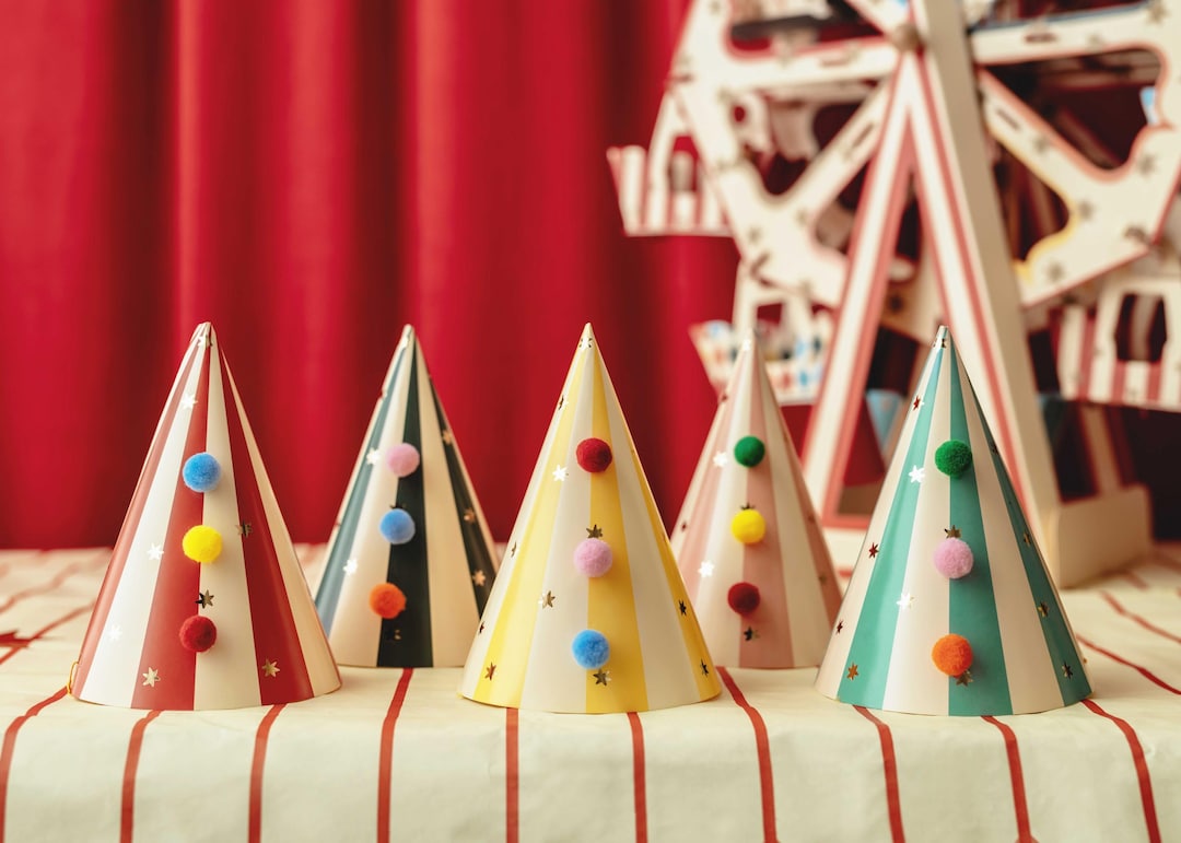 6 Circus Party Hats With Pom Poms, Circus Party Hats, Circus Party ...