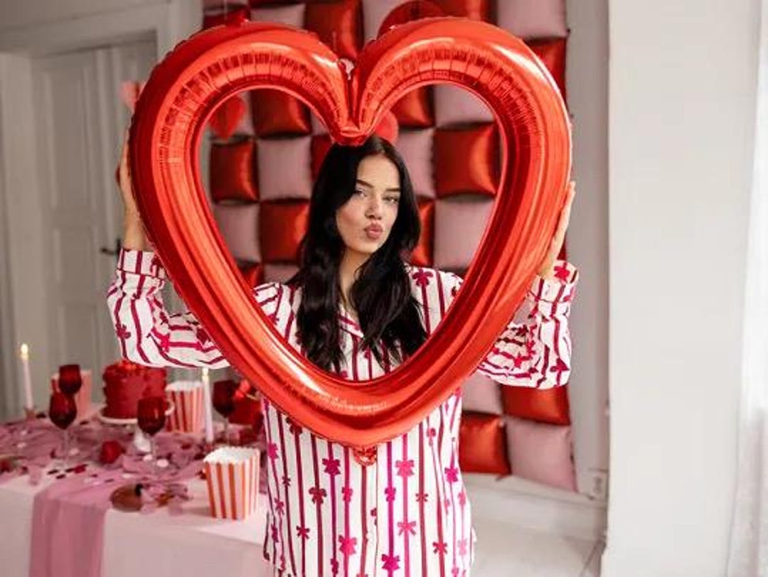 Red Heart Balloon Frame, Love Balloon, Valentine's Day Balloons Be Mine ...