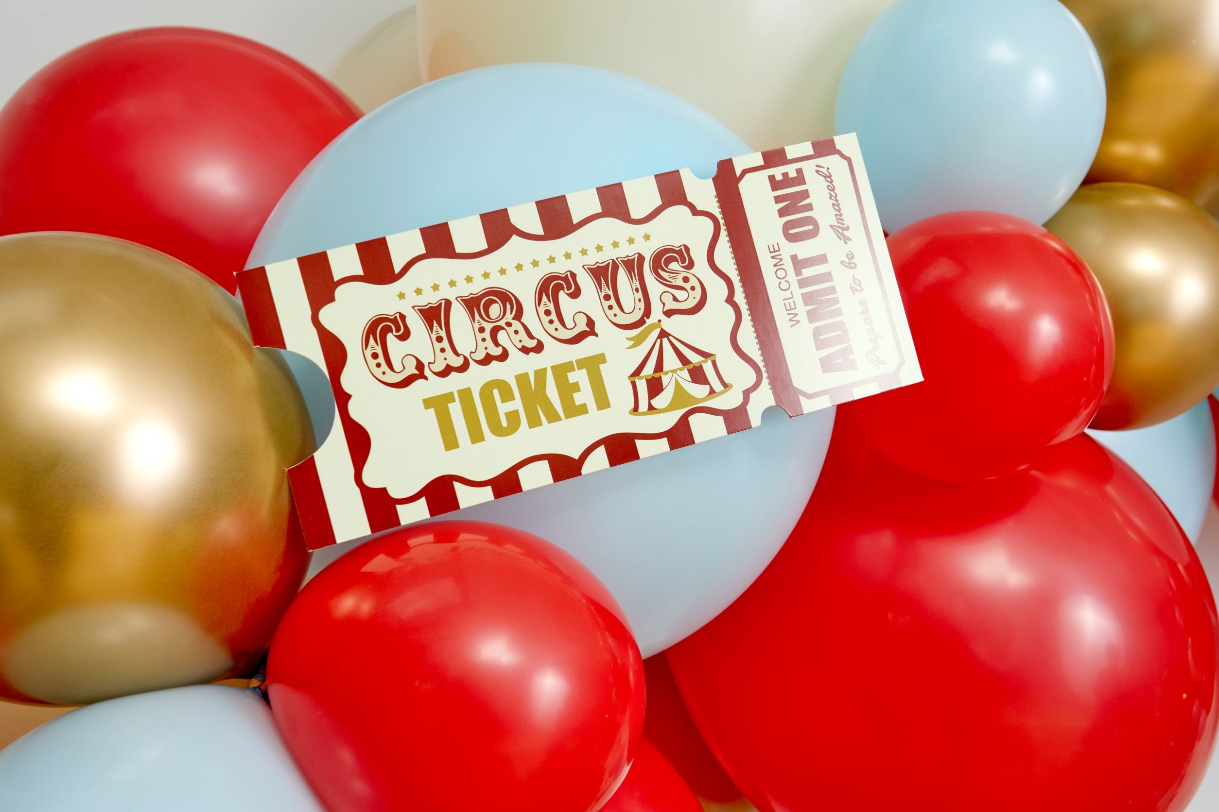 Circus Balloon Garland, Vintage Circus Balloon Arch, Circus Balloons ...