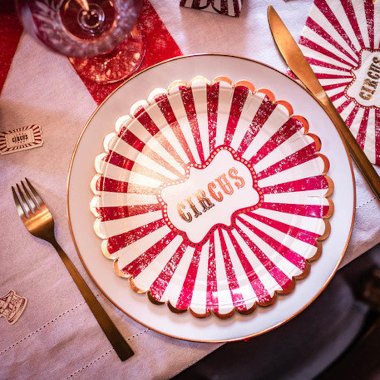 8 Vintage Circus Plates With Gold Foiling Vintage Circus - Etsy