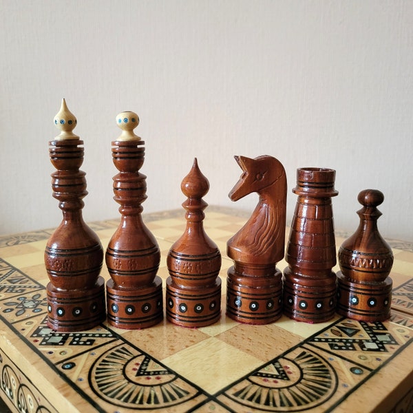 Antique Chess Set - Etsy