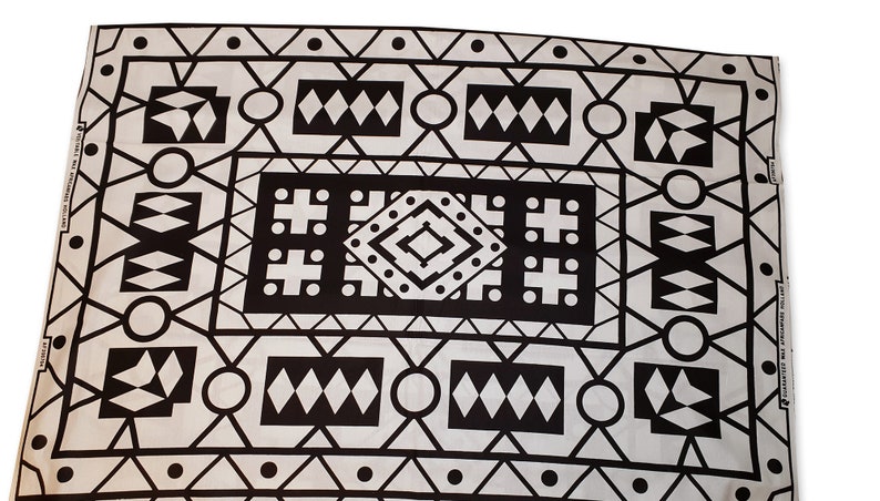 6 Yards African Black/ White SAMAKAKA fabric ANGOLAN print | Etsy