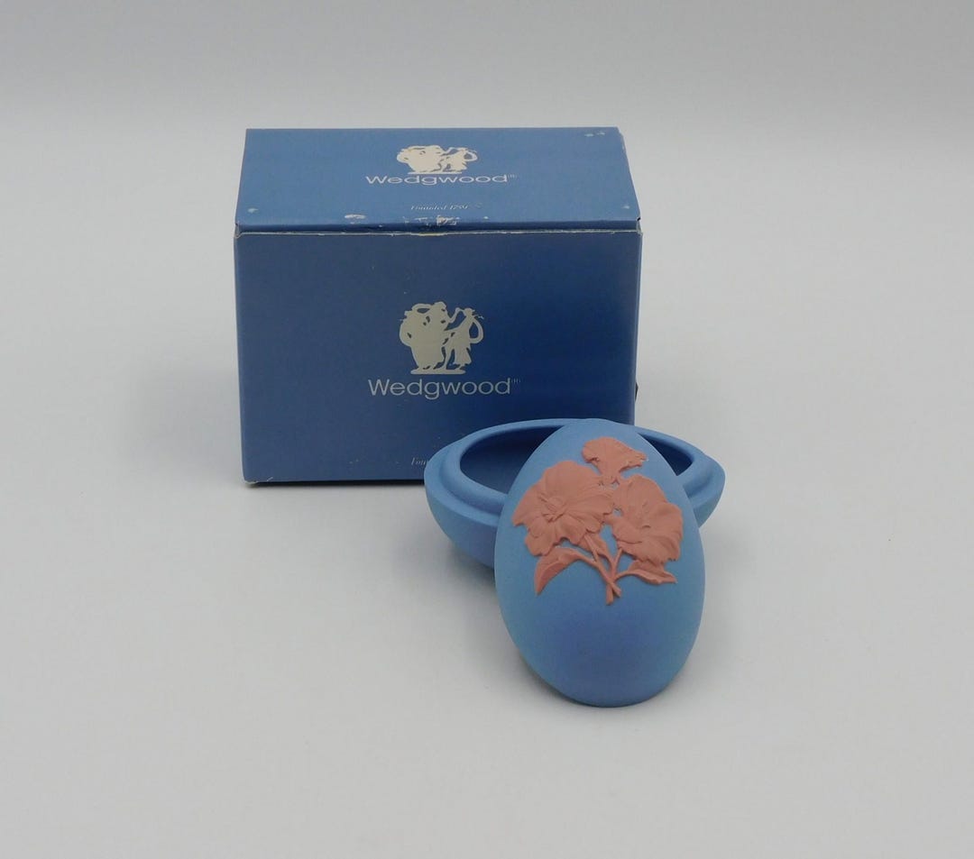 Wedgwood PINK on Pale Blue Jasperware / Jasper *STURT Desert ROSE* Egg ...
