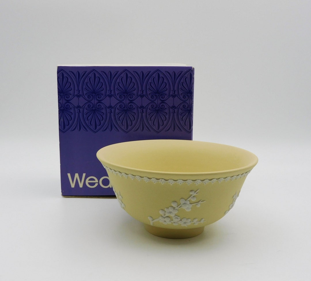 Vintage Wedgwood PRIMROSE (yellow) Jasper / Jasperware PRUNUS BLOSSOM ...