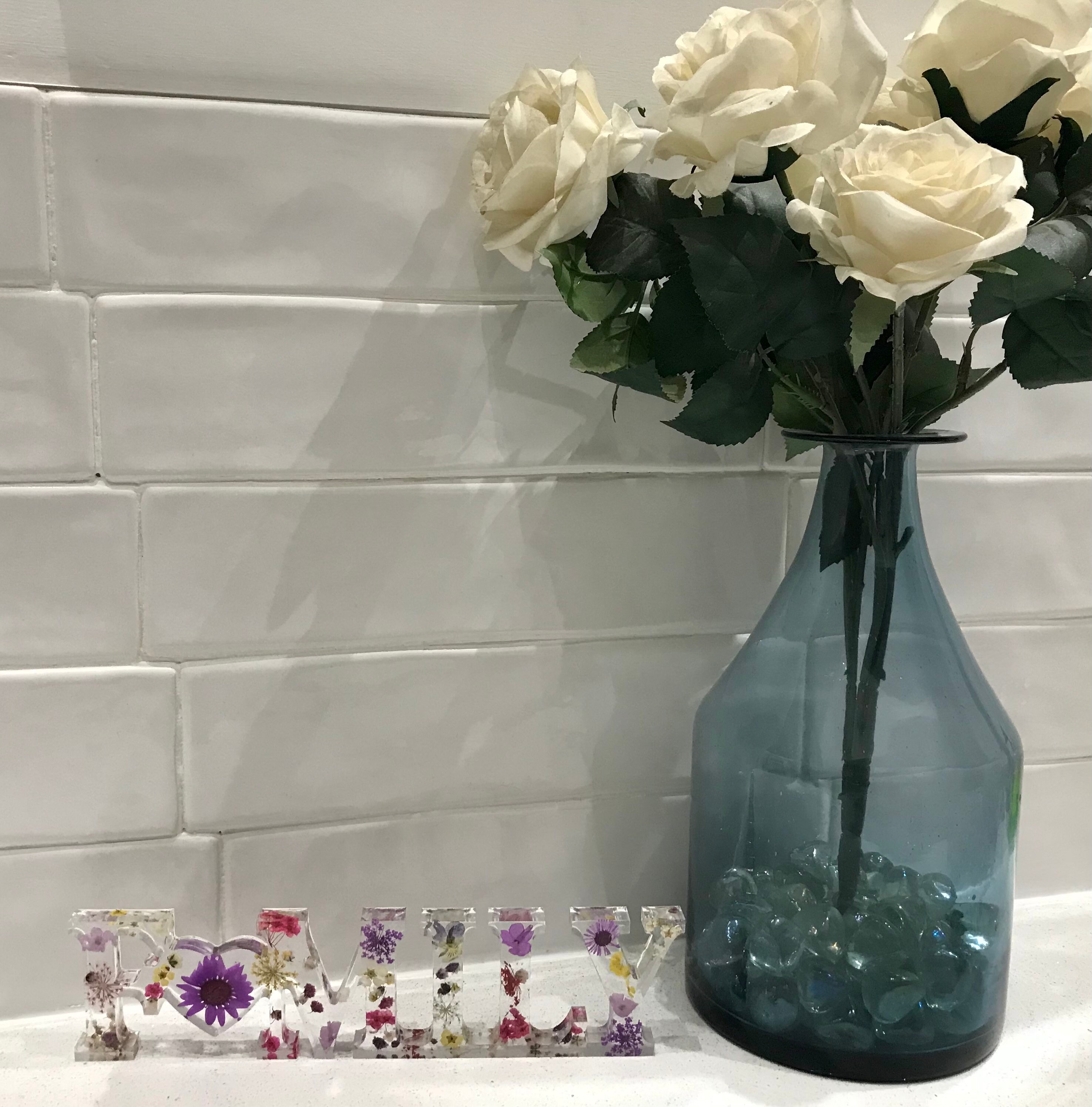 Custom Made - Real Flower Resin Family Sign Ornament - Etsy