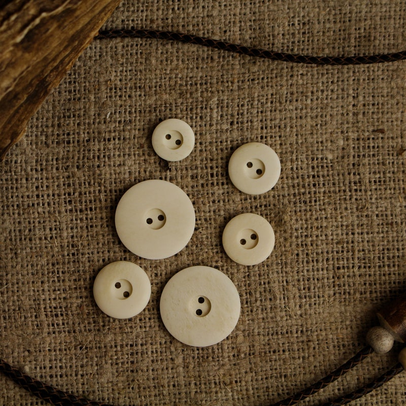 Bone Buttons - Etsy Canada