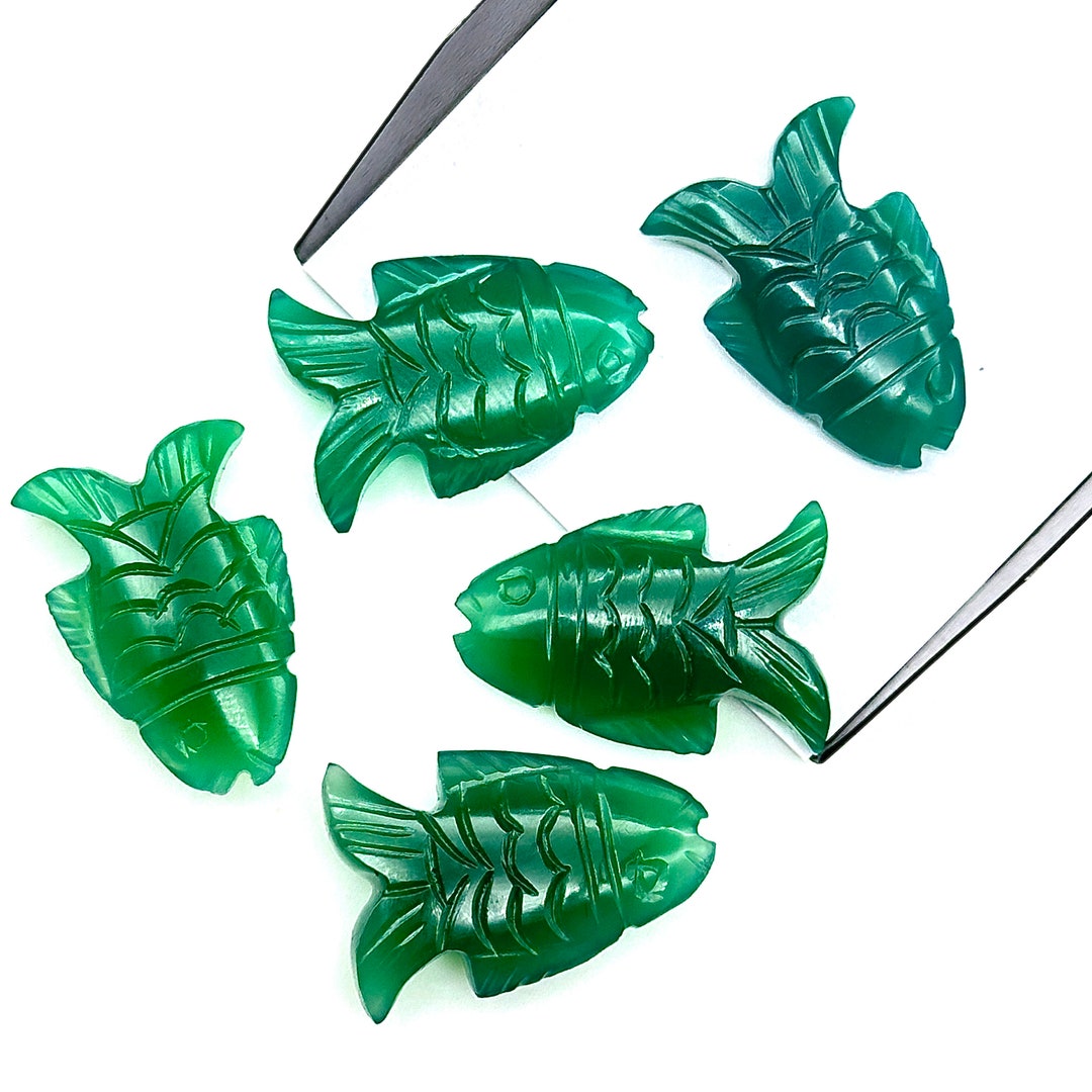 Natural Green Onyx Carved Fish Shape Gemstone, Hand Carved Fish Shape ...