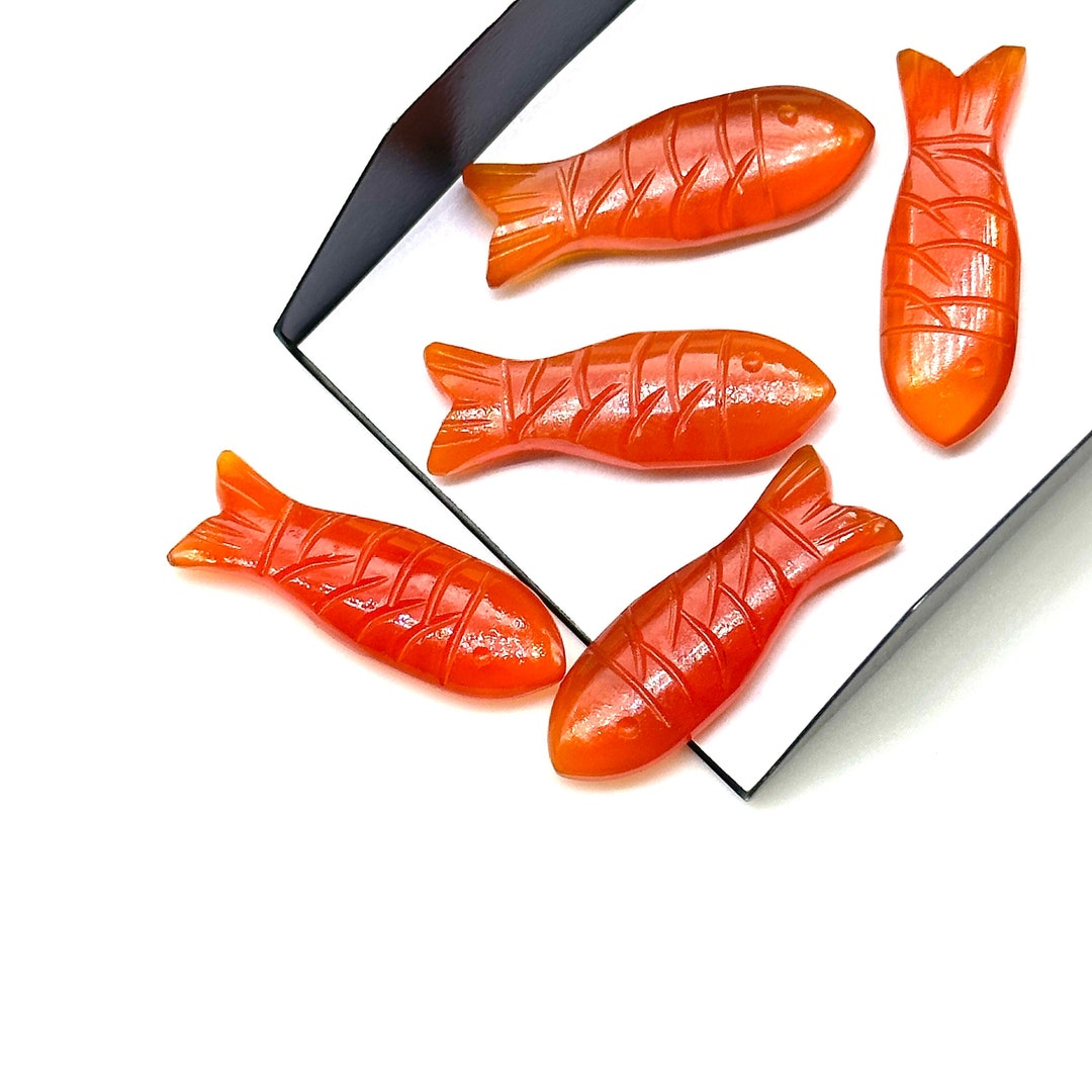 Natural Carnelian Handmade Fish Carving, Fish Shape Carved Gemstone ...