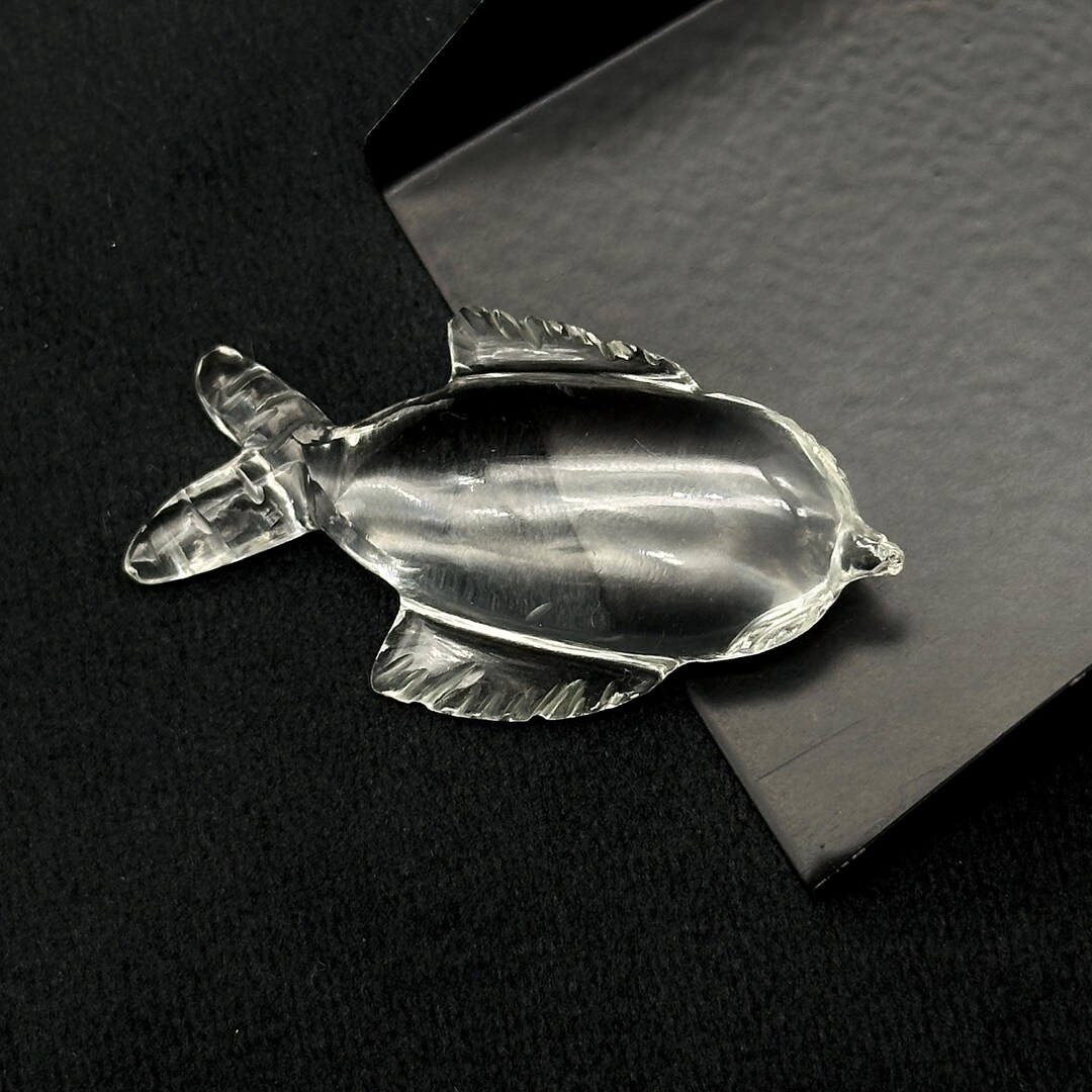 Buy Beautiful Crystal Carving Fish, Natural Crystal Quartz Hand Carved ...