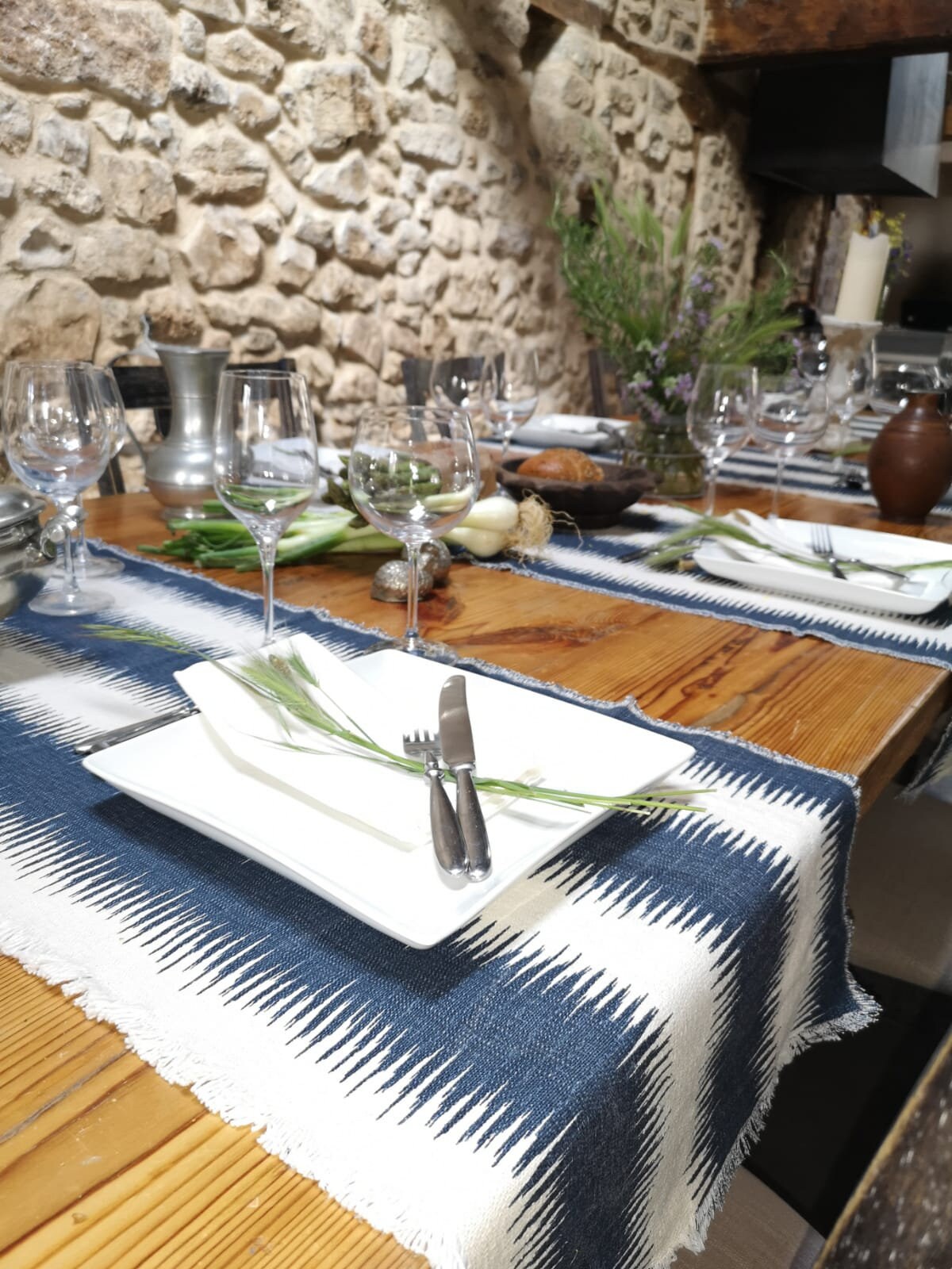 Blue Table runnerBirchNavyRusticCabinTable settings Farm | Etsy