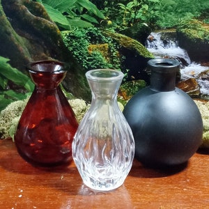 Mini Clear Wave Design Glass Collectible Round Bud Vase H = 4.5-inch ...