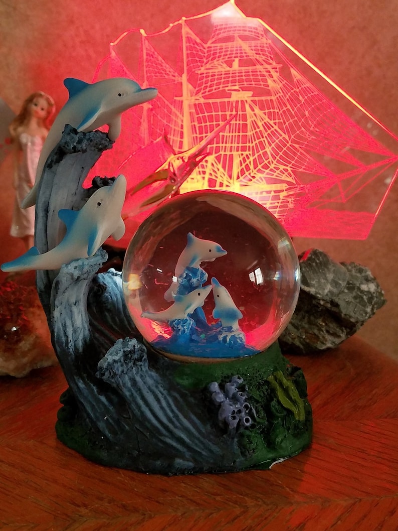 Marine Life Dolphins Figurine Snow Globe for Office or Home Decoration ...