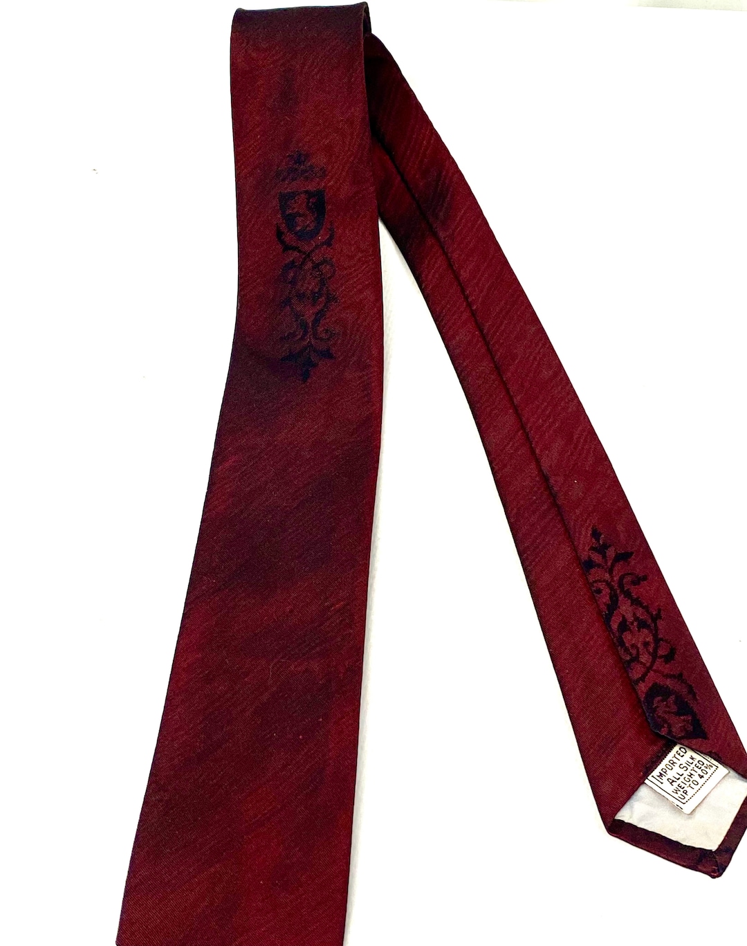 Vintage Dark Red Maroon Mid Century Skinny Silk Tie W/ Crest Design - Etsy