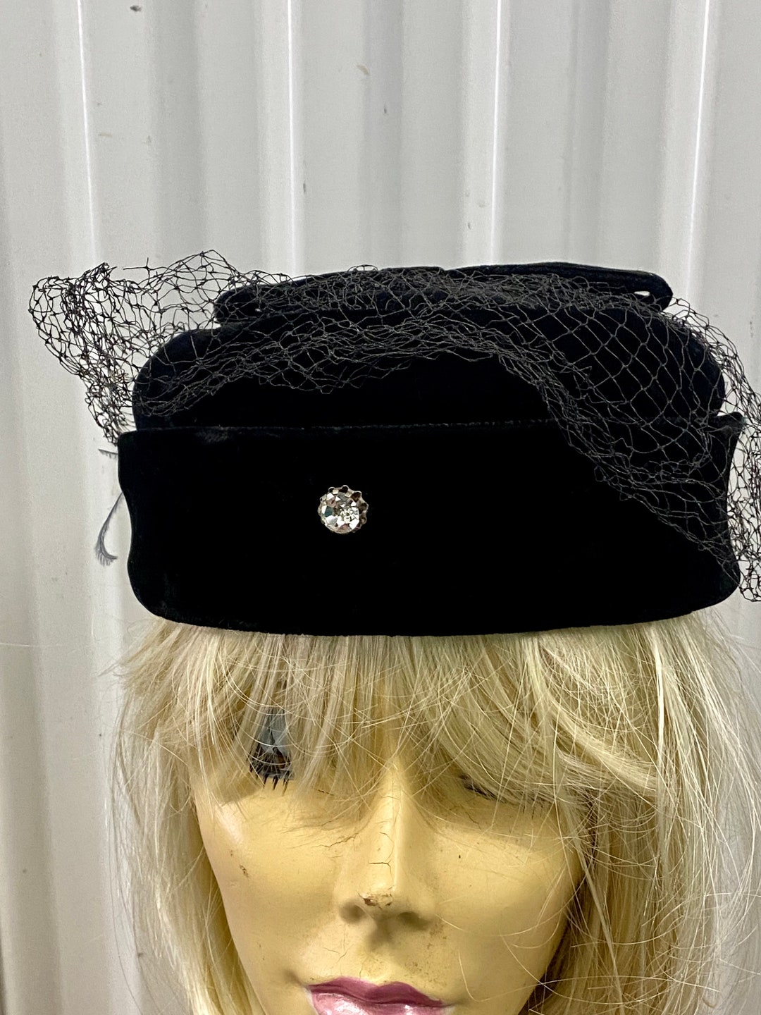 Vintage Lynne Brookes Black Velvet Pillbox Hat W/ Dimante in the Front ...