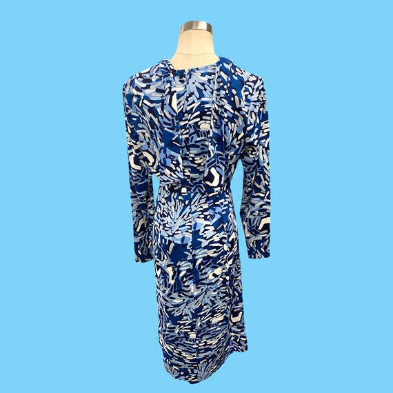 Vintage 1970s Mod Pattern Blue White Secretarial Dres… - Gem