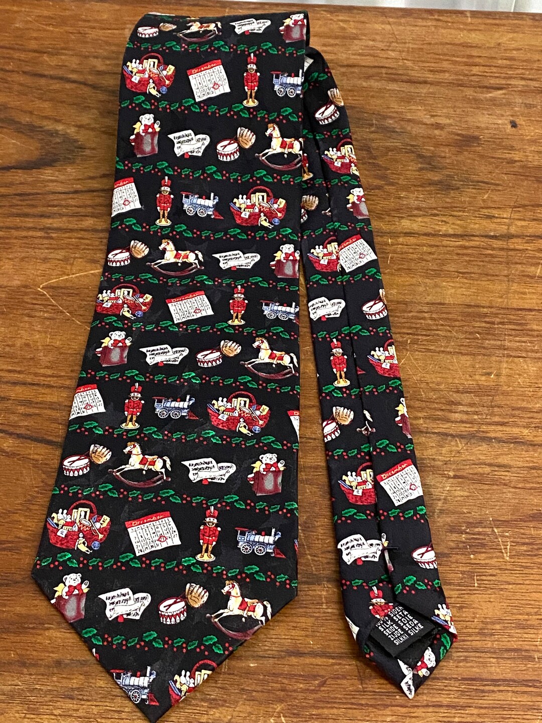 Tango by Max Raab Christmas Joy & Vintage Toys Xmas Tie - Etsy