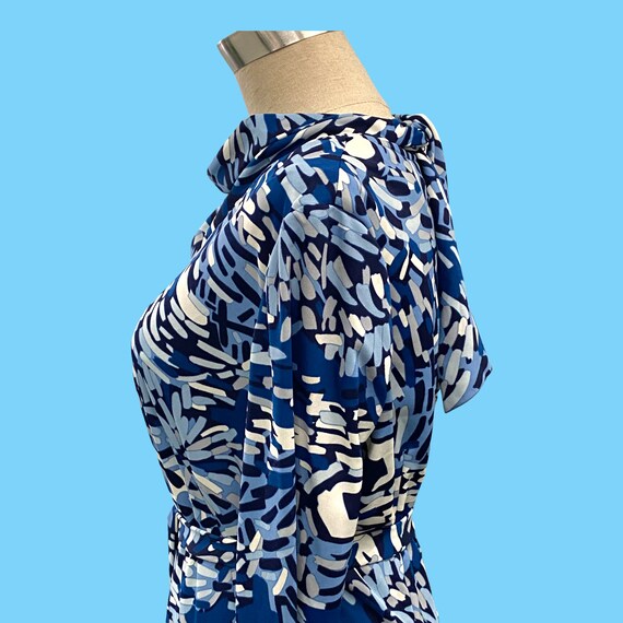 Vintage 1970s Mod Pattern Blue White Secretarial Dres… - Gem