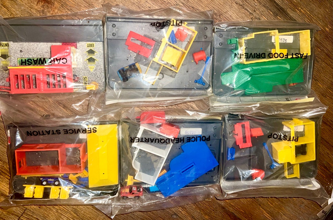 Micro Matchbox 1995 Set All 5 +1 Snap Together Playsets: Police ...