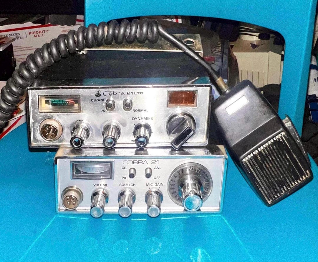 Vintage Cobra 21 CB Radio 23 Channel, Cobra 21 LTD 40 Channel Citizens ...